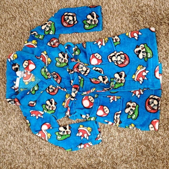 Nintendo | Pajamas | Boys Super Mario Bath Robe | Poshmark
